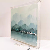 Floating Acrylic Frame – Minimalist Art Wall Display